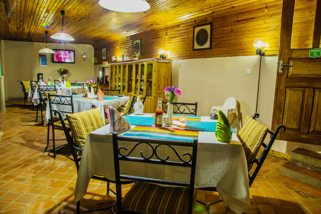 Restaurant - Fort Motel | 3 Star Hotel Fort Portal
